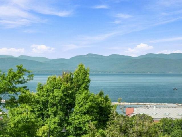 College St Unit C, Burlington, Condo For Sale