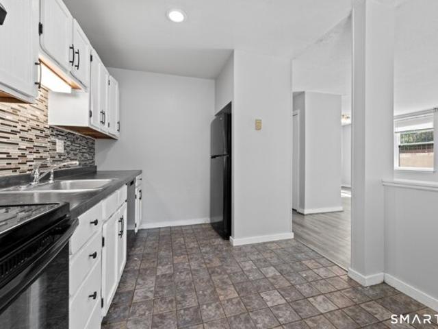 College St Unit,middletown, Home For Sale