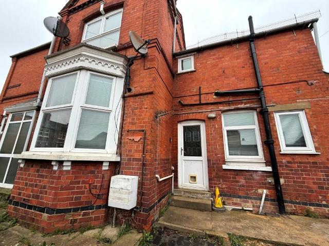 College Street, Wellingborough NN8, 5 bed terraced house to rent, £1,599 pcm | PrimeLocation