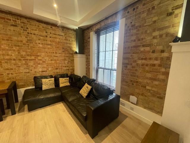 College Street, Ipswich IP4, 1 bed flat to rent, £850 pcm | PrimeLocation