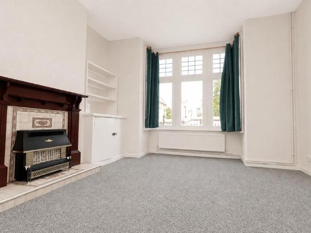 College Street, Leicester LE2, 4 bed terraced house to rent, £1,500 pcm | PrimeLocation