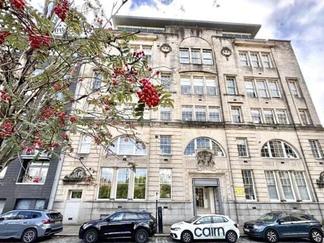 College Street, Merchant City, 3 Bedroom Flat