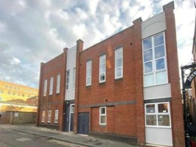 College Street, Northampton NN1, 1 bed flat to rent, £800 pcm | PrimeLocation
