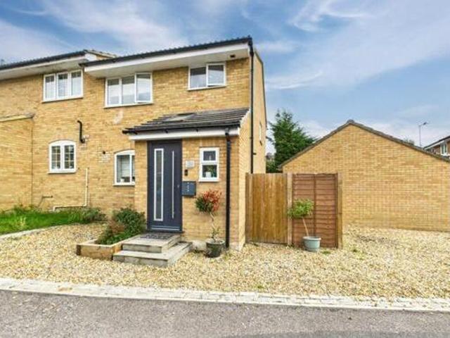 College Town, Crane Court, Sandhurst, 3 Bedroom Semi detached