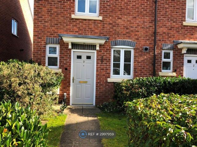 College Walk, Kidderminster DY10, 2 bed semi detached house to rent, £875 pcm | PrimeLocation