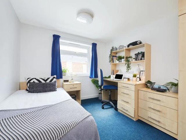 Collegiate Bonhay House, Exeter Student Accommodation | Amber