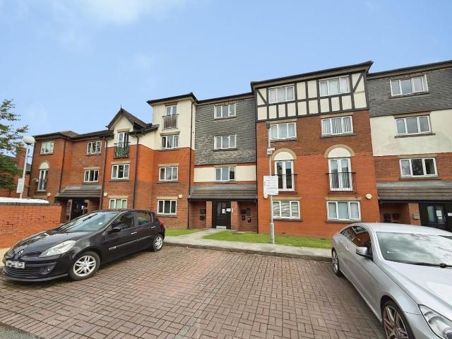 Collegiate Way, Swinton, Manchester M27, 2 bed flat to rent, £950 pcm | PrimeLocation