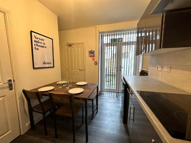 Collinge Street, Padiham, Burnley BB12, Room to rent, £386 pcm | PrimeLocation