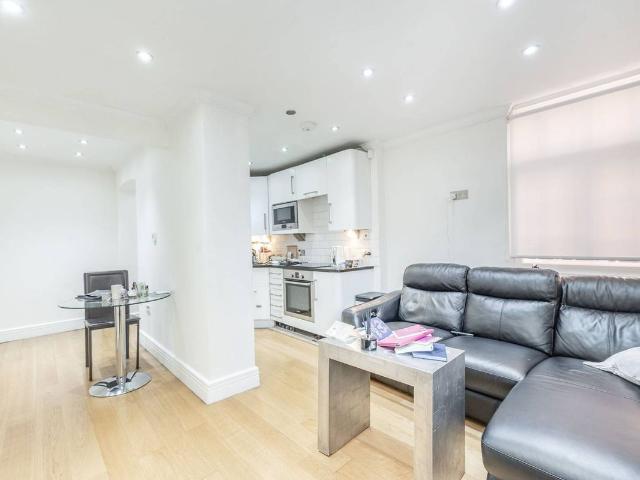 Collingham Gardens, South Kensington, London SW5, 1 bed flat to rent, £4,312 pcm | PrimeLocation