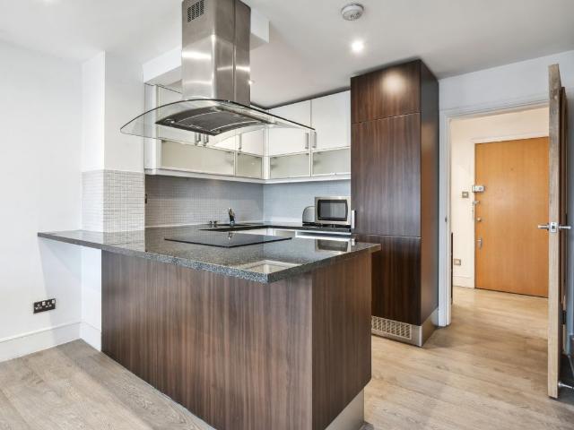 Collingham Road, Cromwell Road, South Kensington, London SW7, 1 bed flat to rent, £2,600 pcm | PrimeLocation