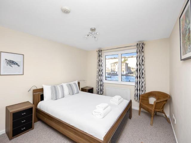 Collingwood Court, Brighton Marina. 2 bed apartment to rent £3,683 pcm £850 pw