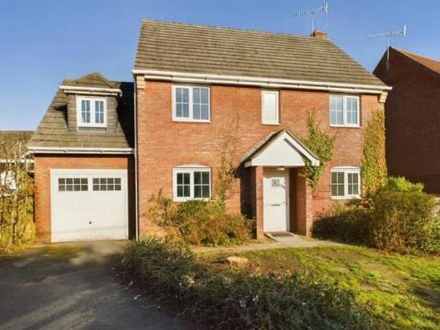 Collingwood Close, Whaddon, 4 Bedroom Detached