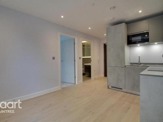 Collingwood Road, Witham 1 bed apartment to rent £1,150 pcm £265 pw