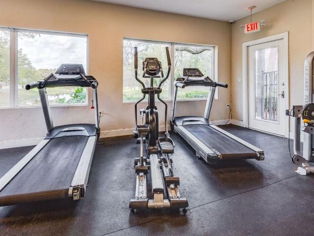 Collington Apartments 2 Bedroom Apartment for Rent at 4793 N Pine Hills Rd, Orlando, FL 32808 Signal Hill