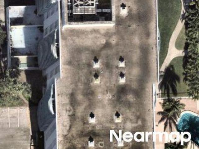 Collins Ave Apt 722
