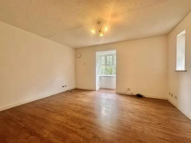 Collier Close, Beckton, E6, Property for rent