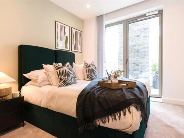 Colliers Yard, Bankside, Manchester, 3 Bedroom Apartment