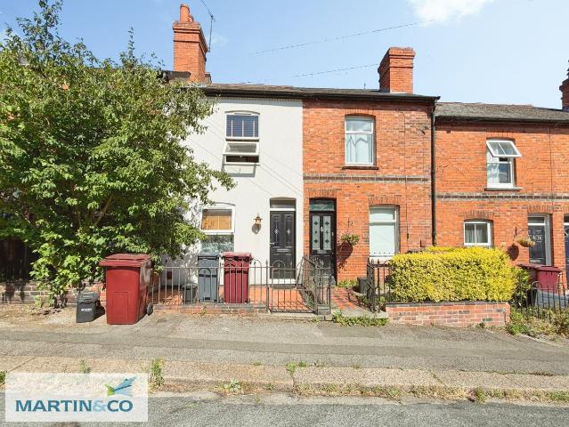 Collis Street, Reading RG2, 3 bed terraced house to rent, £1,800 pcm | PrimeLocation