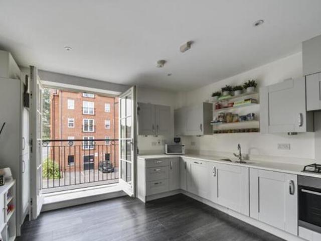 Collison Avenue, Barnet, 2 Bedroom Apartment