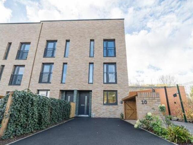 Collyhurst Village, Collyhurst, 3 Bedroom Town