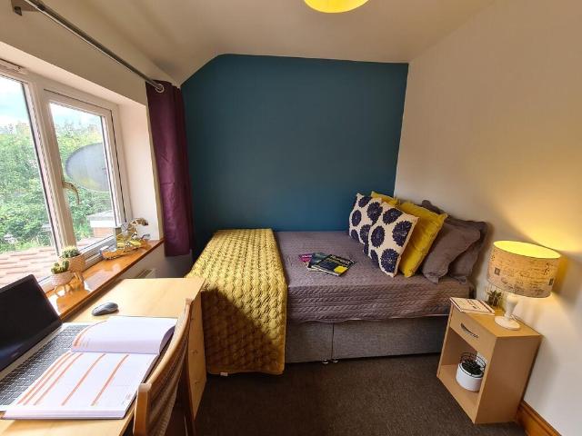 Colman Road 6 bed terraced house to rent £2,526 pcm £583 pw