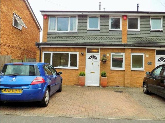Colnbrook, Slough SL3 3 bed semi detached house to rent £1,925 pcm £444 pw