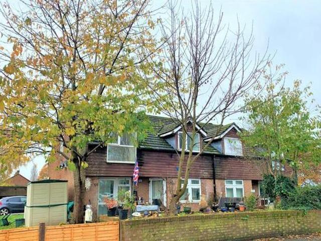 Colne Avenue, Millbrook, 1 Bedroom Flat
