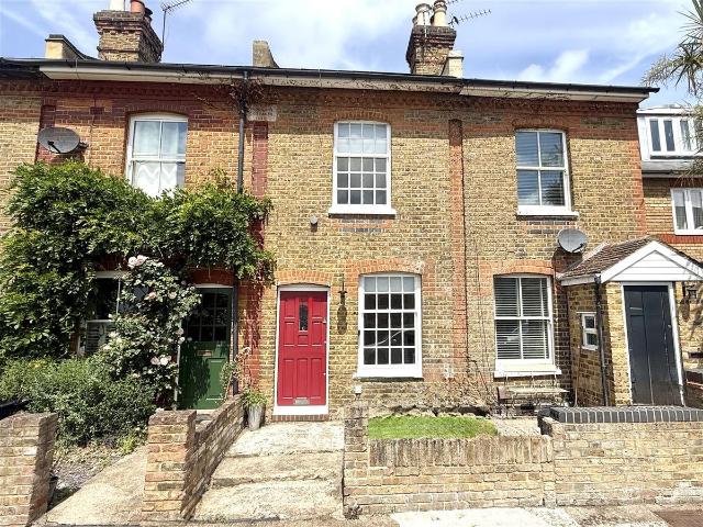 Colne Road, Twickenham TW2, 2 bed property to rent, £2,200 pcm | PrimeLocation