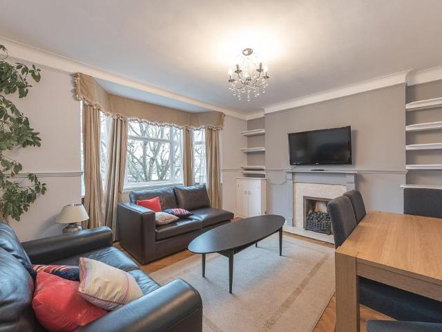 Colney Hatch Lane N10 2 bed flat to rent £2,200 pcm £508 pw