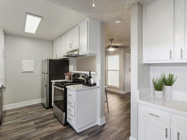 Colonnade at Fletcher Hills 2 Bedroom Apartment for Rent at 2950 Fletcher Pkwy, El Cajon, CA 92020 El Cajon