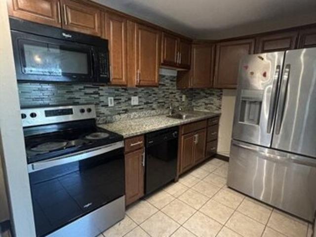 Colonel Bell Dr Apt,brockton, Condo For Sale