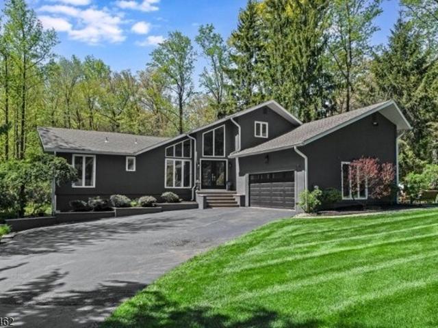 Colonel Evans Dr, Morris Twp, Home For Sale