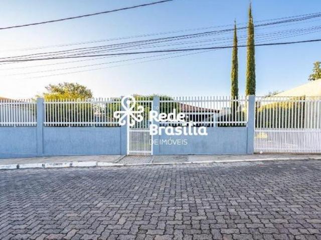 Colônia Agrícola Águas Claras | Casa com 3 quartos sendo 1 suíte 6 vagas à vista Guará