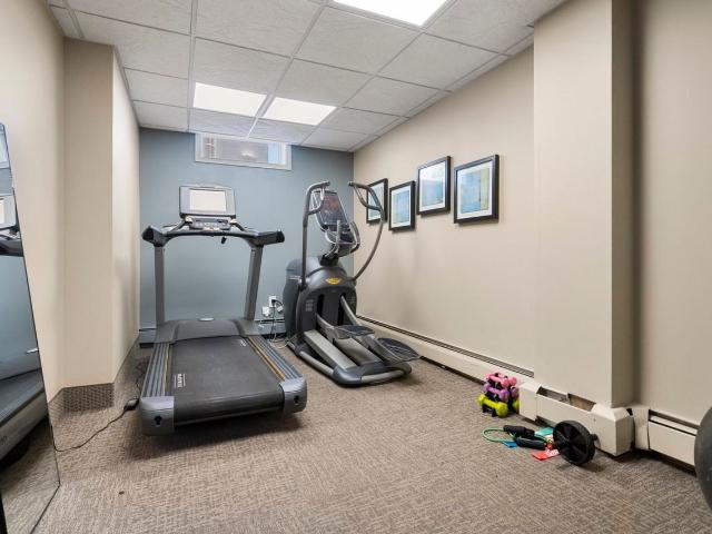 Colonial Terrace Apartments Studio Apartment for Rent at 5621 Minnetonka Blvd, St. Louis Park, MN 55416 Sorensen