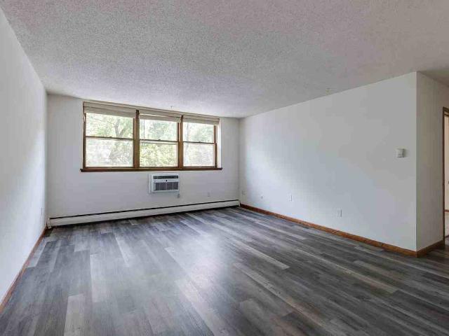 Colonial Terrace 2 Bedroom Apartment for Rent at 1266 Gorman Ave, West St Paul, MN 55118