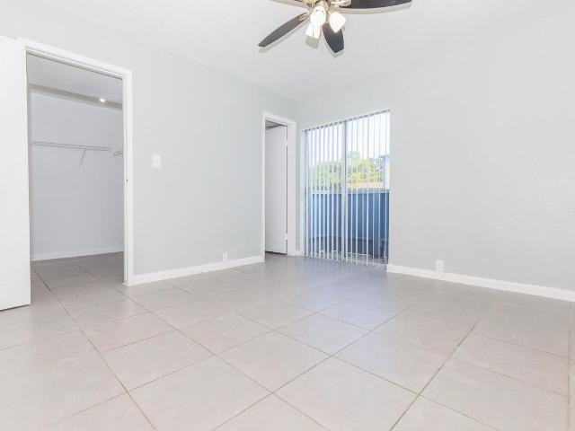 Colonial Woods Apartments 1 Bedroom Apartment for Rent at 6333 Windswept Ln, Houston, TX 77057 Woodlake Briar Meadow