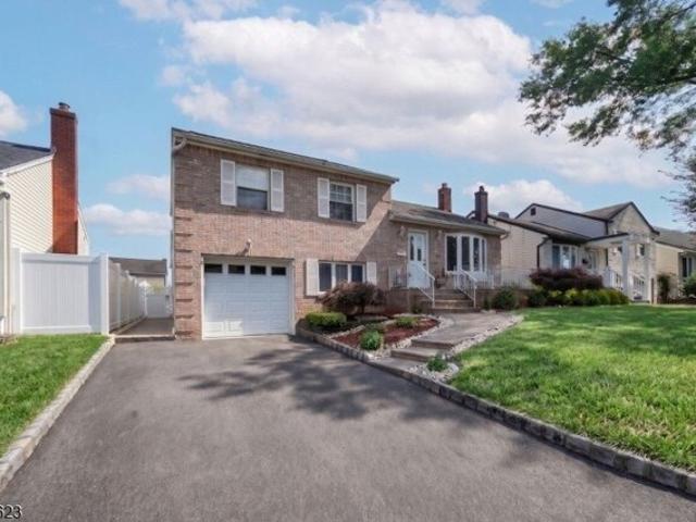 Colonial Arms Rd, Union Twp, Home For Sale
