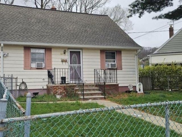 Colonial Ave Cv Unit,paterson, Home For Sale