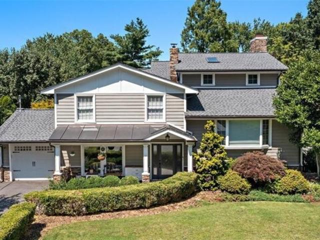 Colonial Blvd, Township Of Washington, Home For Sale