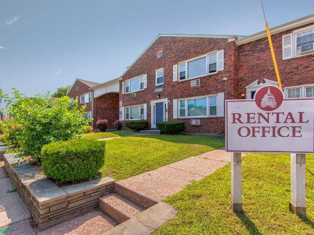 Colonial Court 2 Bedroom Apartment for Rent at 539 Burnside Ave, East Hartford, CT 06108