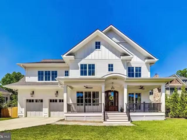 Colonial, Detached MCLEAN, VA 1413 Kurtz Rd