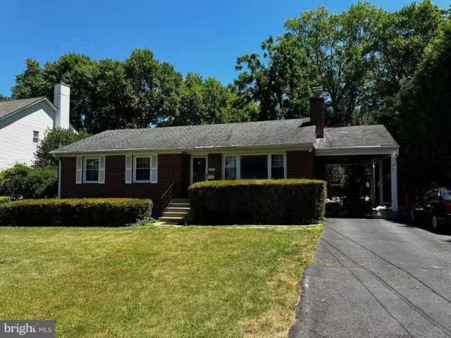 Colonial, Detached MCLEAN, VA 1935 Beaver Ln