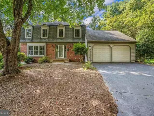 Colonial, Detached OAKTON, VA 2709 Verily Ct