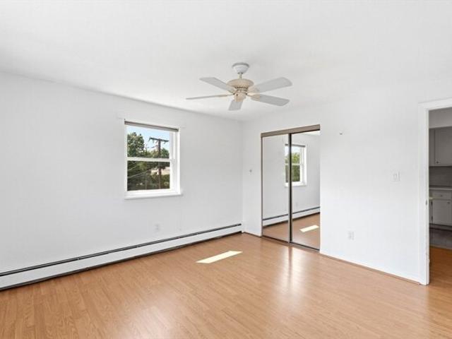 Colonial Dr Unit B, Andover, Condo For Sale
