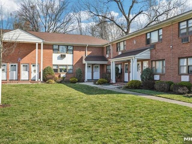 Colonial Dr Unit,little Falls, Condo For Sale