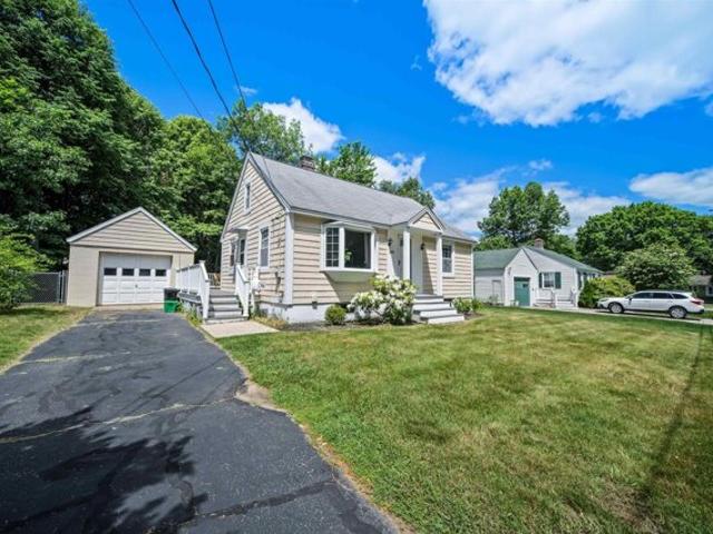 Colonial Dr, Portsmouth, Home For Sale