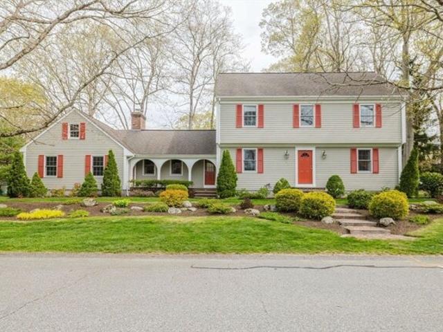Colonial Dr, Somerset, Home For Sale