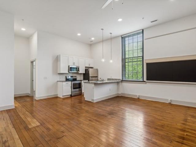 Colonial Flats 1A