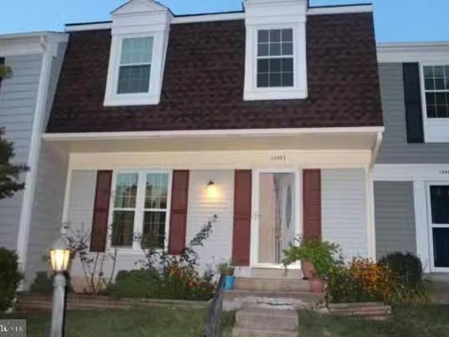 Colonial, Interior Row/Townhouse HERNDON, VA 13493 Higgs Ct