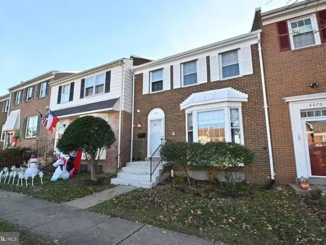 Colonial, Interior Row/Townhouse SPRINGFIELD, VA 8072 Powde.